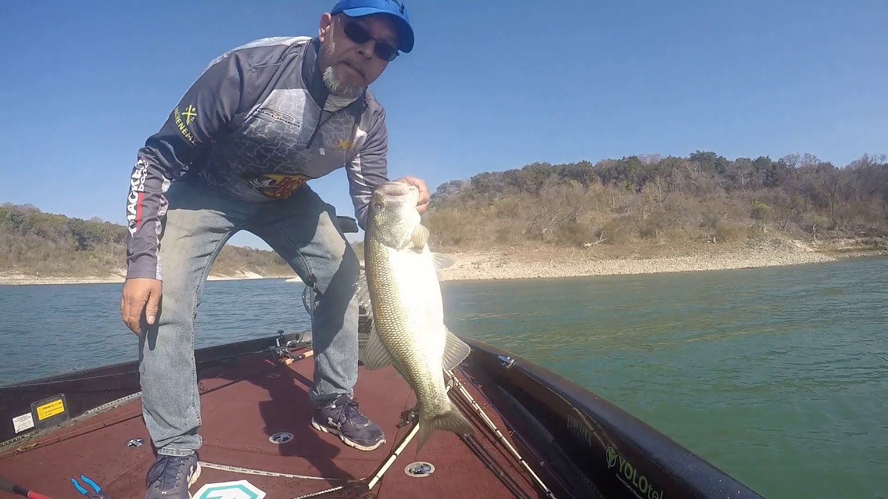 Fishing Texas lakes for BIG BASS !! - YouTube
