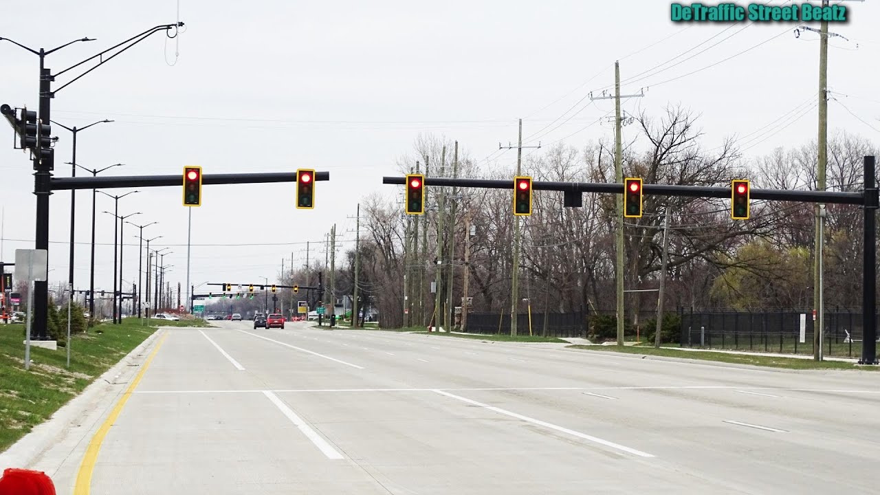 6 Lane Traffic Lights After Upgrade | Detroit Arsenal - U.S. Army - YouTube