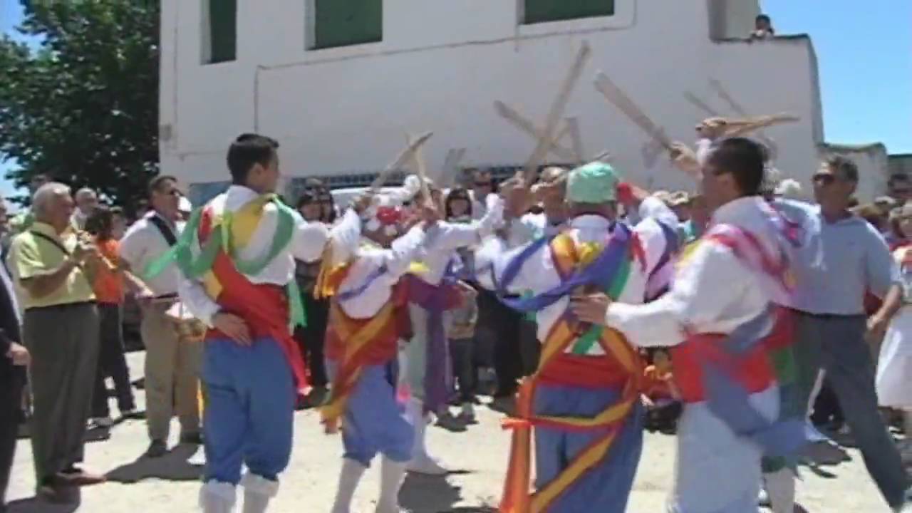Paloteo en las Villas Viejas 2009. El Hito (Cuenca) - YouTube