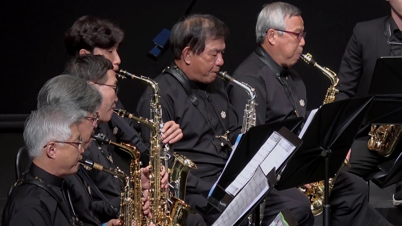 진주색소폰 최한울과 함께하는 Wind Fiesta "Backdraft –Hans Zimmer" - YouTube