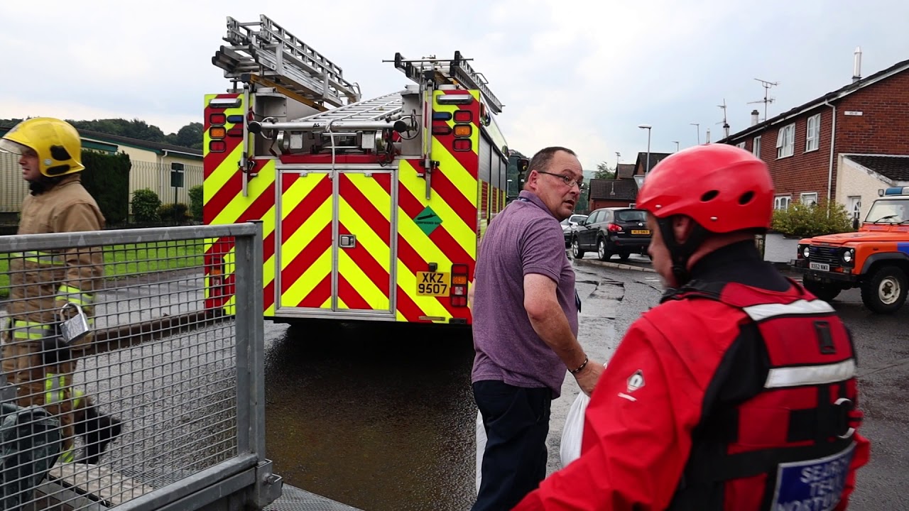 Ballycolman Estate Flooding Strabane - YouTube