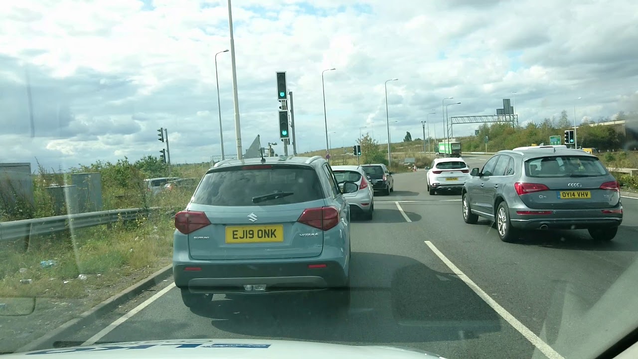 M25 Junction 30 7919 - YouTube