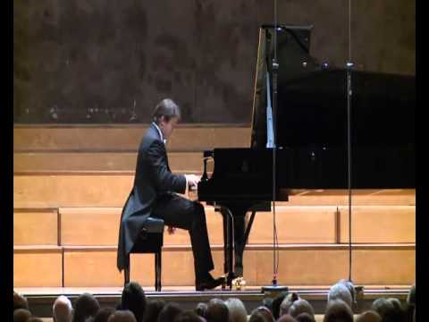 F.Chopin-Nocturne cis-moll - YouTube
