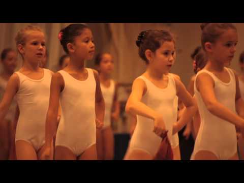 HAMBURG BALLETT - Proben der Vorschulklassen A, B und C