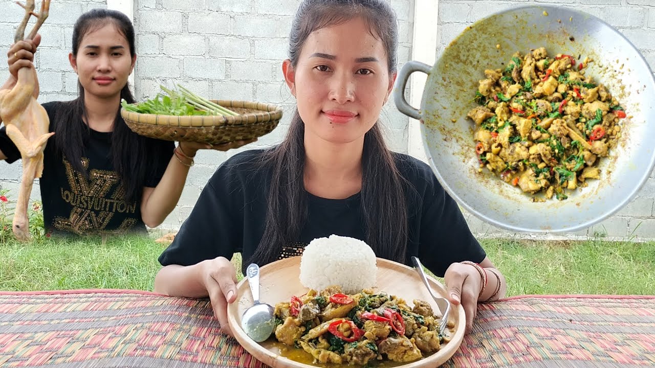 Have You Ever Cooked Chicken with Holy Basil Cooked and Eating Spicy ...