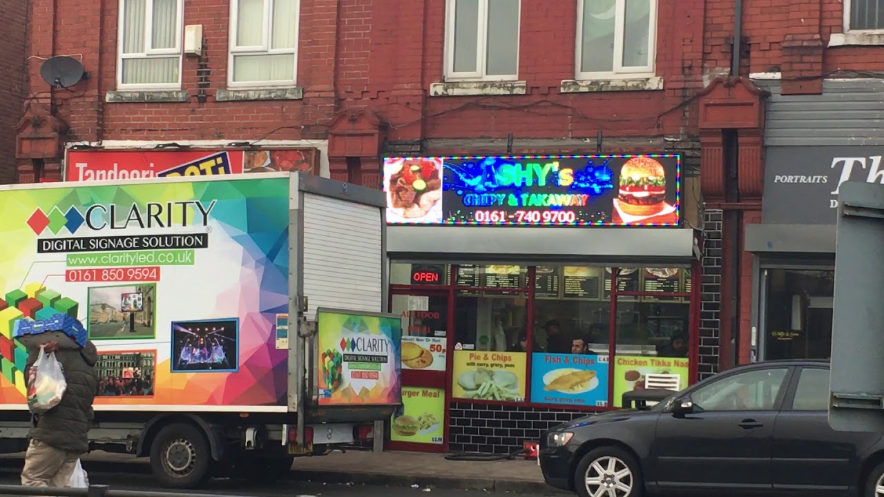 P10 RGB LED DISPLAY BORAD OUT SIDE SHOP BY CLARITY LED MANCHESTER - YouTube