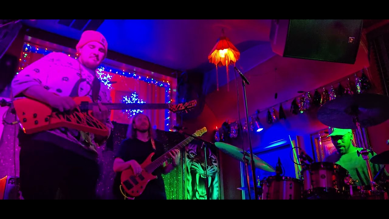 Jonathan Colman's Dungeon Crawl at Silk City 1-7-2025 - YouTube