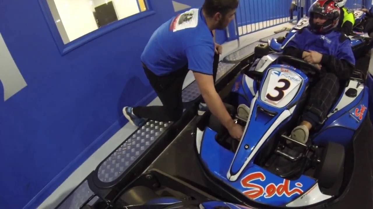 Rogue Racing Go Karting Aylesbury Qualifying laps - YouTube
