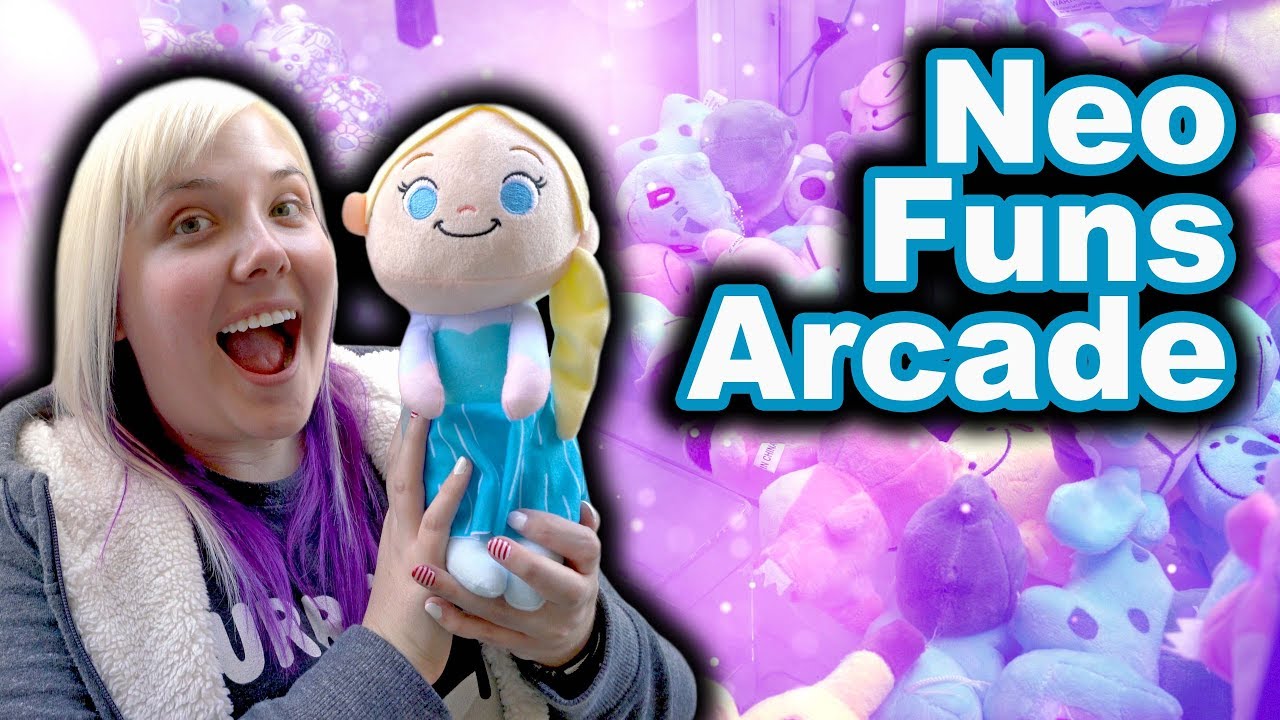 SO MANY WINS! Awesome claw machine wins at NeoFuns arcade - YouTube