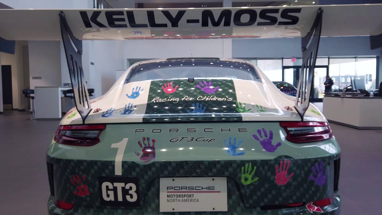 Kelly Moss's Team Championship Winning GT3 Cup Car and a Safari 911 ...