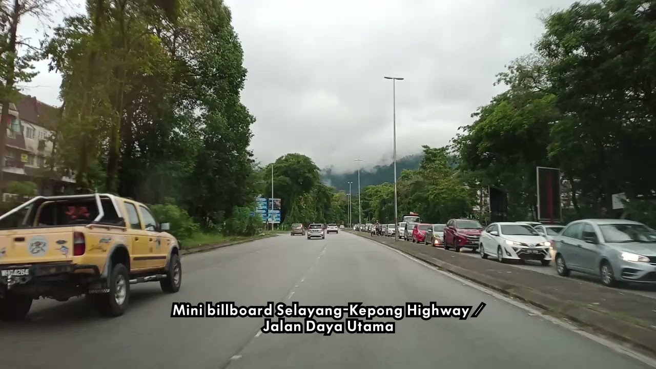 Mini billboard Selayang-Kepong Highway / Jalan Daya Utama - YouTube