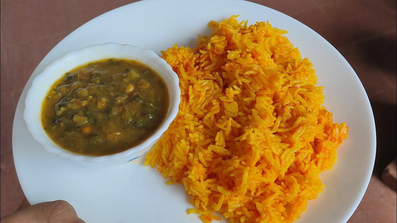 GARLIC TOMATO RICE | TANGY GARLIC RICE | CHATPATA & MOUTHWATERING RICE ...