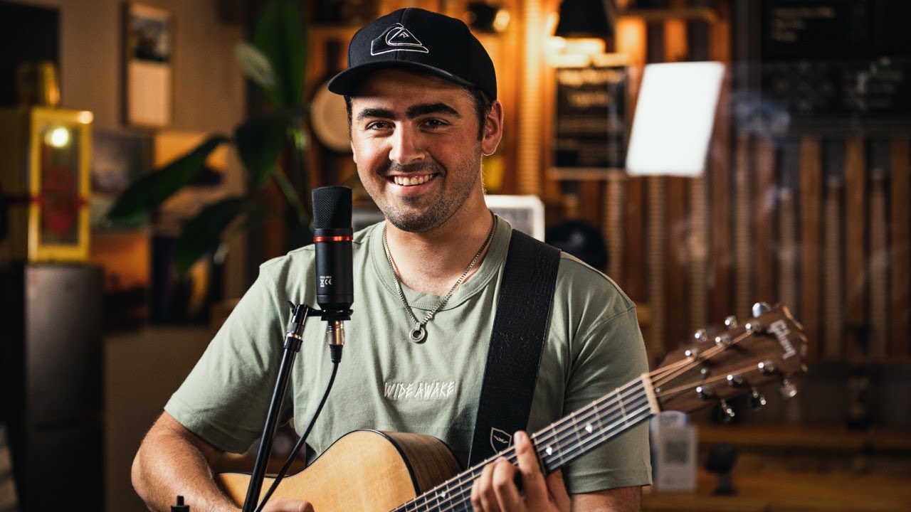 Liam Burger - Trouble [Official Acoustic Video] - YouTube