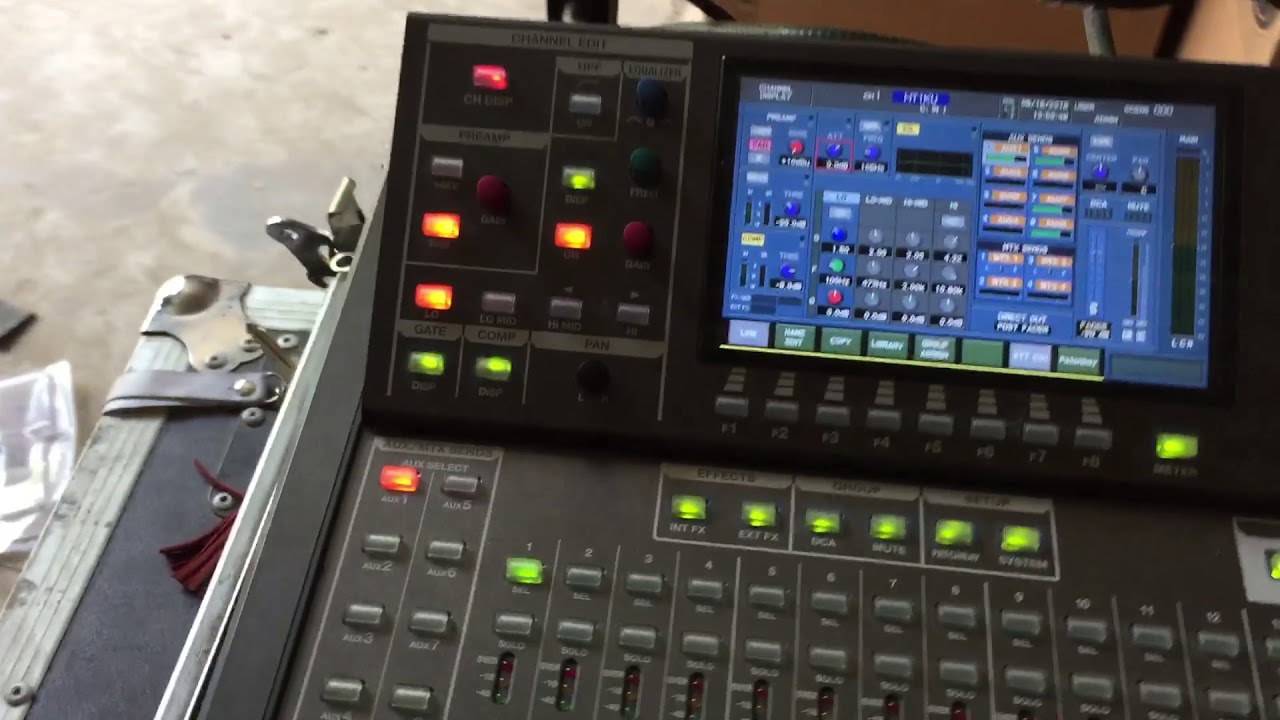 Hướng dẫn set microphone trên mixer m300 roland - YouTube