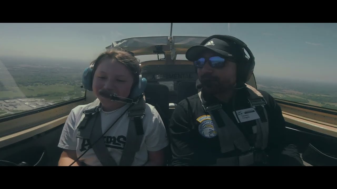 My first flights as Young Eagles Pilot - YouTube