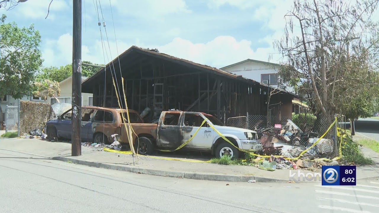 Estimated $300K damages in Kalihi fire - YouTube