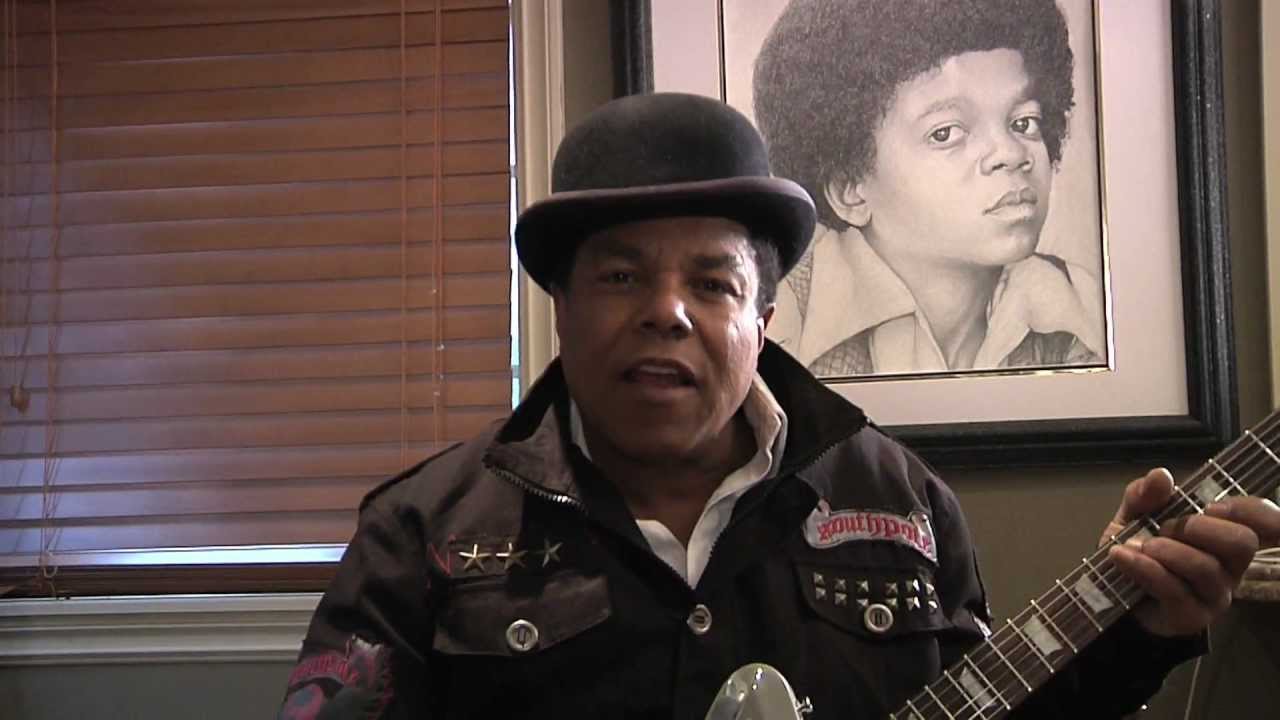 Tito Jackson (Jackson 5) UK & Europen Tour 2010 - YouTube