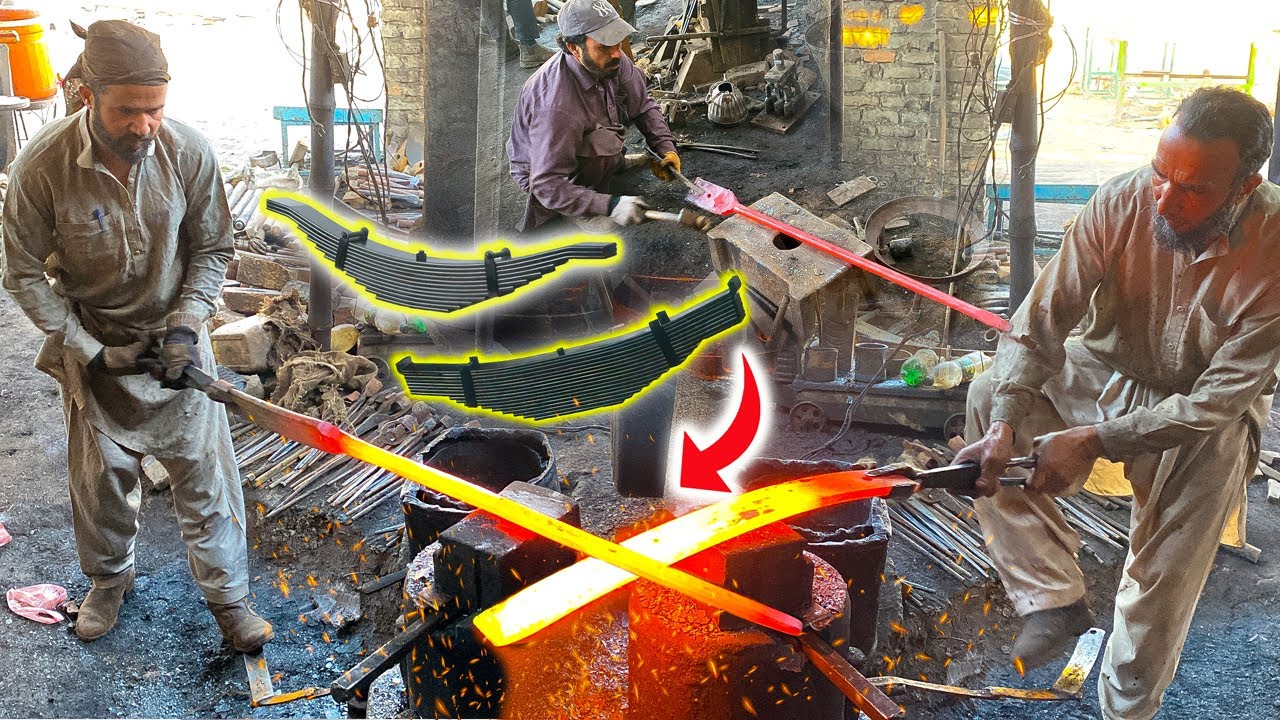 Amazing Process of Manufacturing Heavy Steel Bar From Truck Leaf ...
