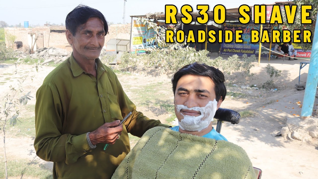 RS 30 RAZOR SHAVE EXPERIENCE | PAKISTANI CHEAPEST ROADSIDE BARBER - YouTube