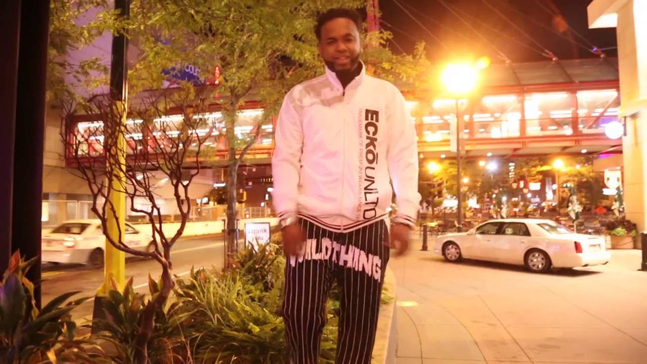 OMAR SHOOLI 2017 OFFICIAL VIDEO (DIRECTED BY SAMATAR SAID SALAH) - YouTube