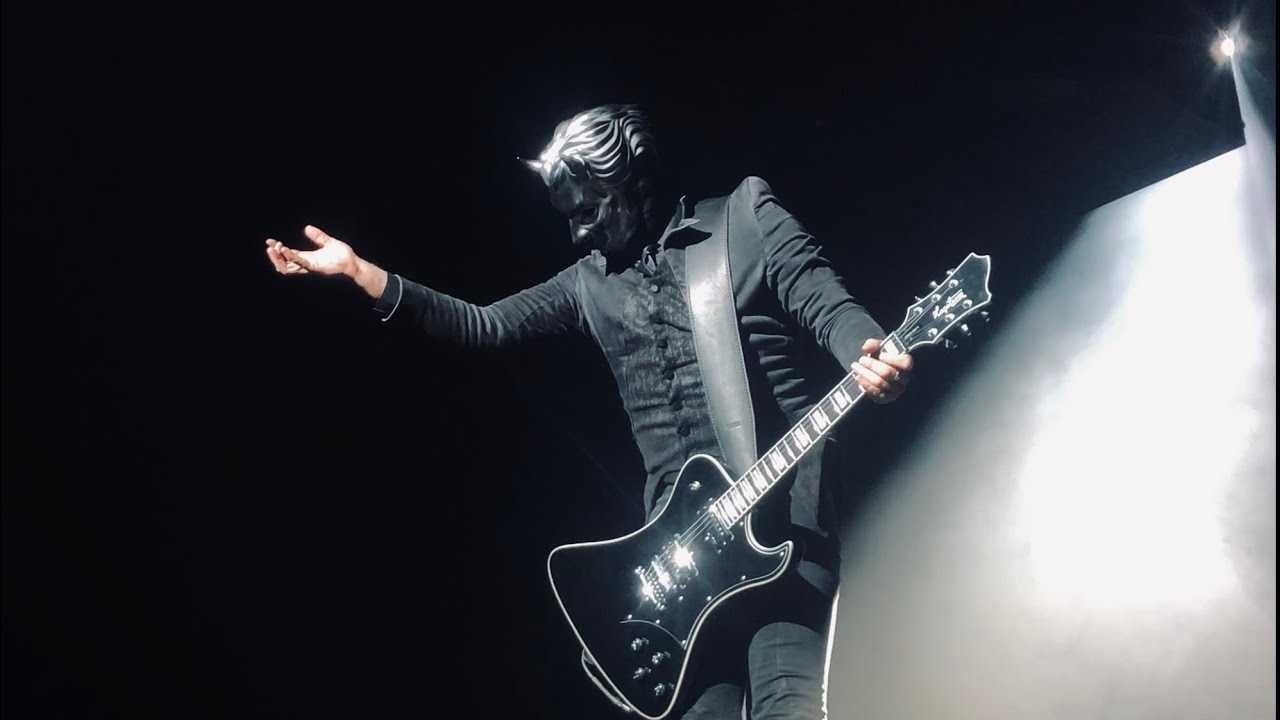 Ghost - Devil Church / Guitar Duel (Madrid Wizink Center 11/12/2019 ...