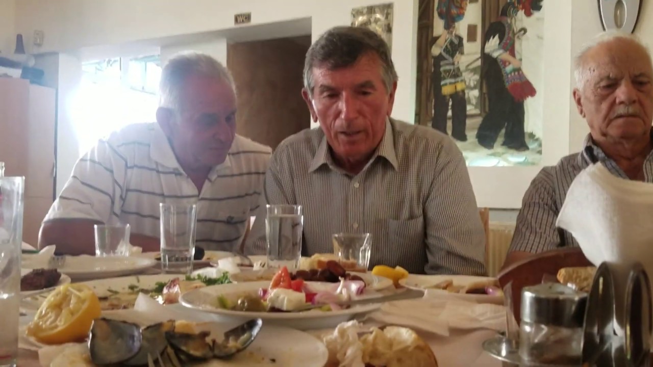 ΓΛΥΚΟΧΑΡΑΖΟΥΝ ΧΑΡΑΕΣ. ΚΟΥΝΤΟΥΡΑΣ ΝΑΣΟΣ. ΣΟΧΟΣ 14-9-2018 - YouTube