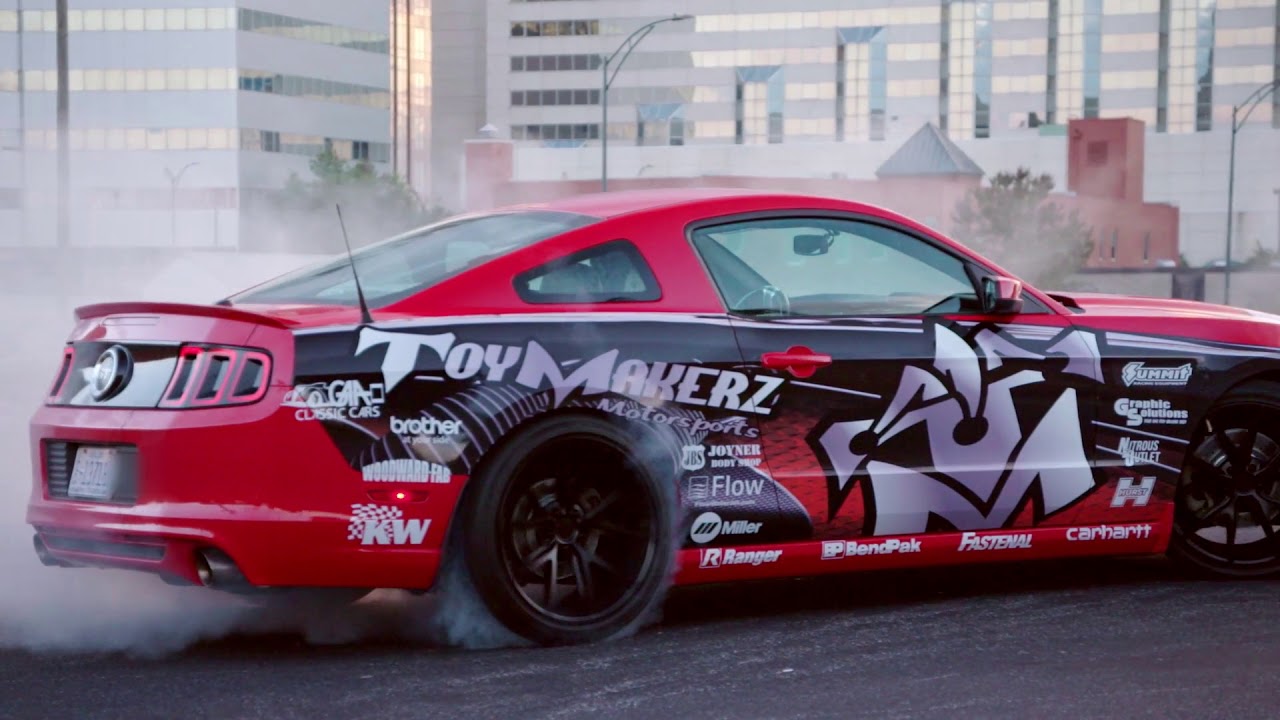 ToyMakerz - The Art of the Burnout - YouTube