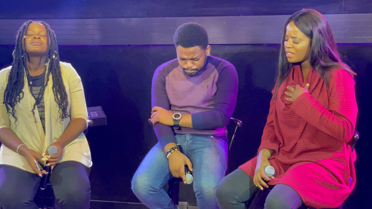 TRB SPONTANEOUS WORSHIP// NAOMI DAVID// TOPE JOHN// ORE CLARKE - YouTube