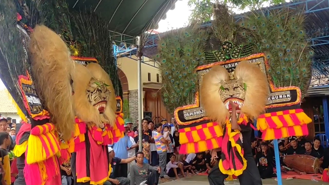 Atraksi 3 Barongan Reog Ponorogo - YouTube