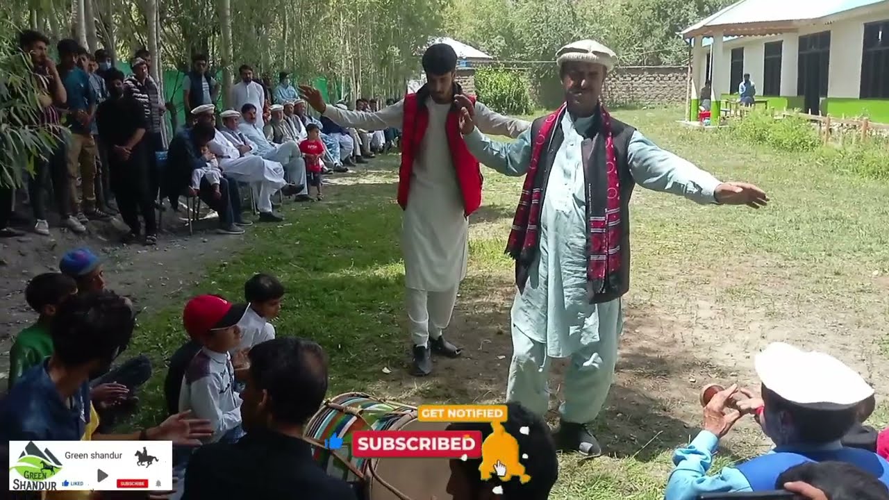 chitrali Dance#Dolla ishtok# Laspur Harchin#greensahndur - YouTube