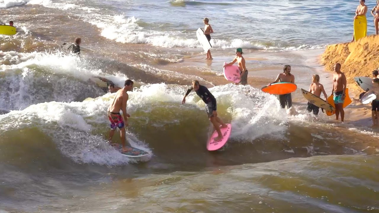 RIVER BREAK WAIMEA BAY HAWAII - YouTube