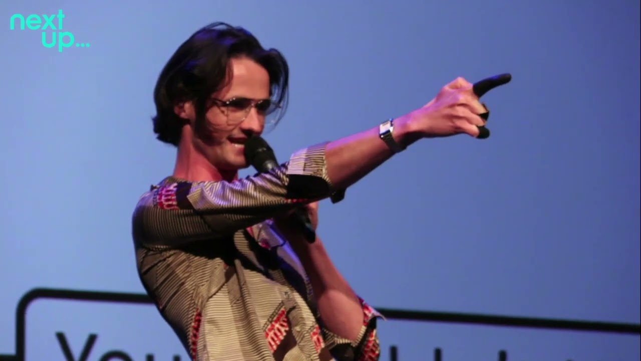 Edinburgh festival comedy: Jazz Emu at Chortle's Fast Fringe - YouTube