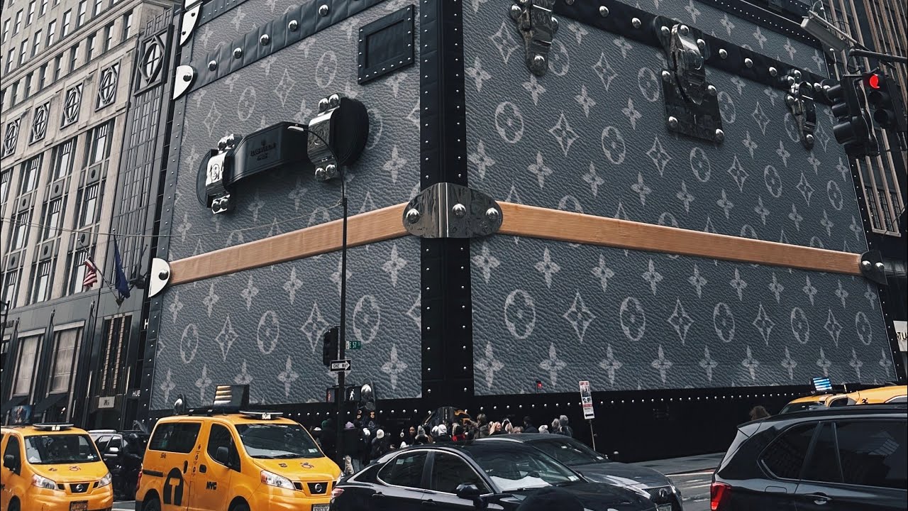 Turistando e comprando em NY Grand Central, Times Square + Louis Vuitton, Coach e Longchamp ...