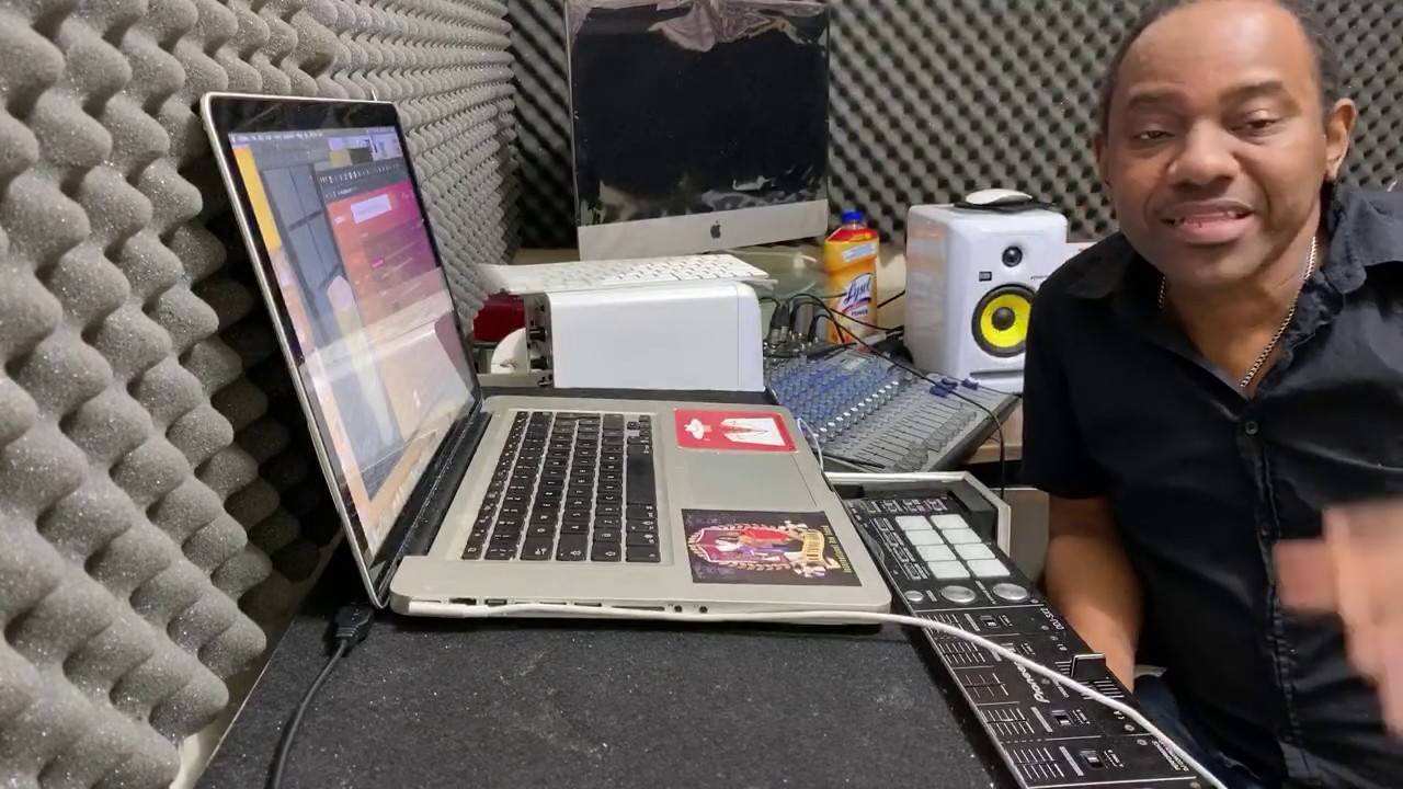 Ja immigration officers fed up with their CEO Andrew Wynter bad ...