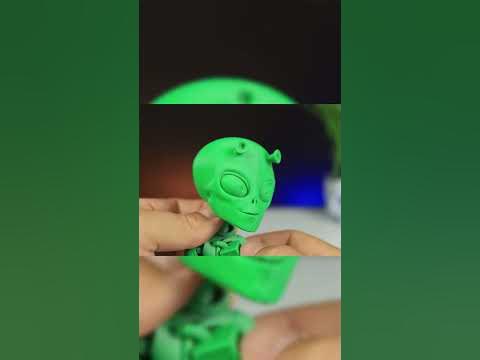 Interesting 3D printing! An articulated alien, and let's dance together ...
