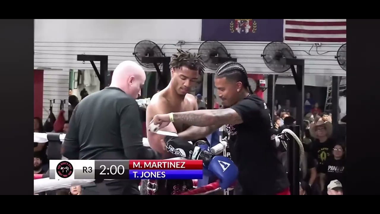 Mateo Martinez vs Triston Jones - YouTube