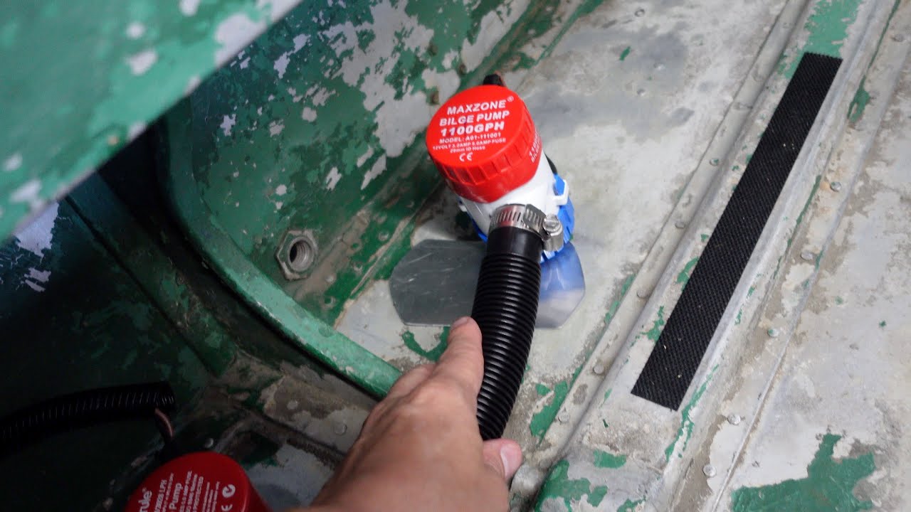 Update on the 1964 Alumacraft boat project | BILGE pump OVERKILL - YouTube