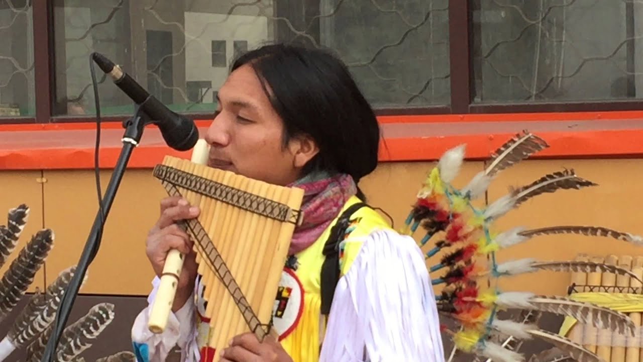 Hector Loza Music from Ecuador - YouTube