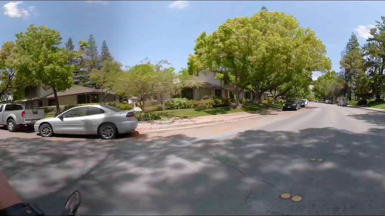 Wayman Lew’s #gopro #Fusion test on #Mottoguzzi - YouTube