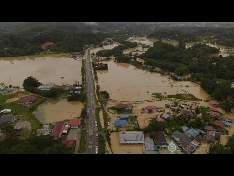 Banjir Di Mukim Tenghilan Sabah - YouTube