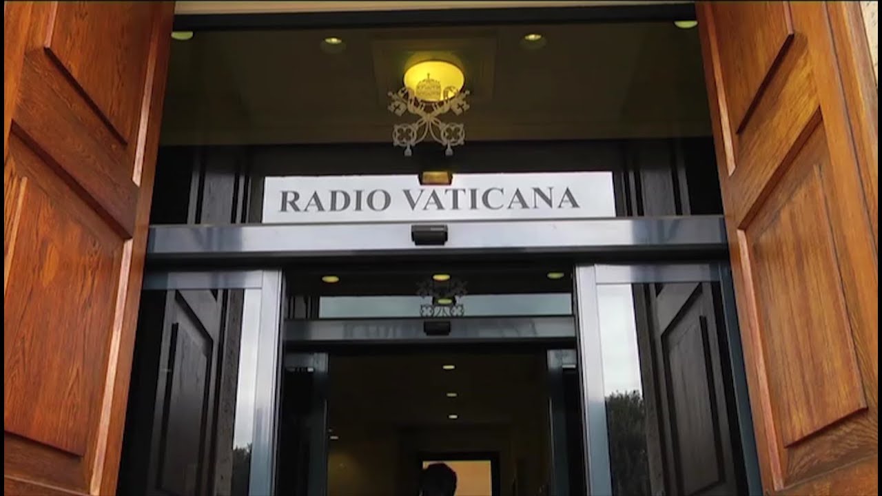 Importance of Vatican Radio during World War II revealed in book - YouTube