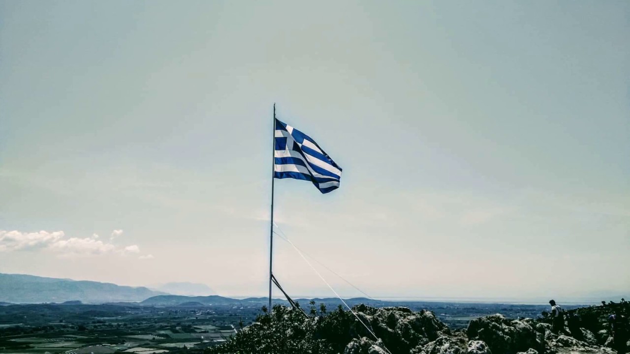 Λεσινι Μεσολογγιου...Επαρση Ελληνικης Σημαιας 21 τ.μ 28/05/2018 - YouTube