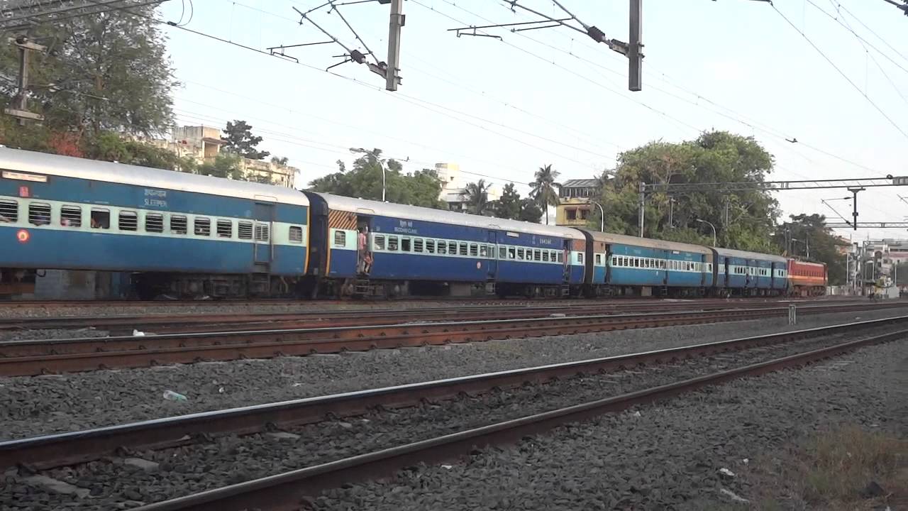 RPM WAP4 22649 leads Kanyakumari Express - YouTube