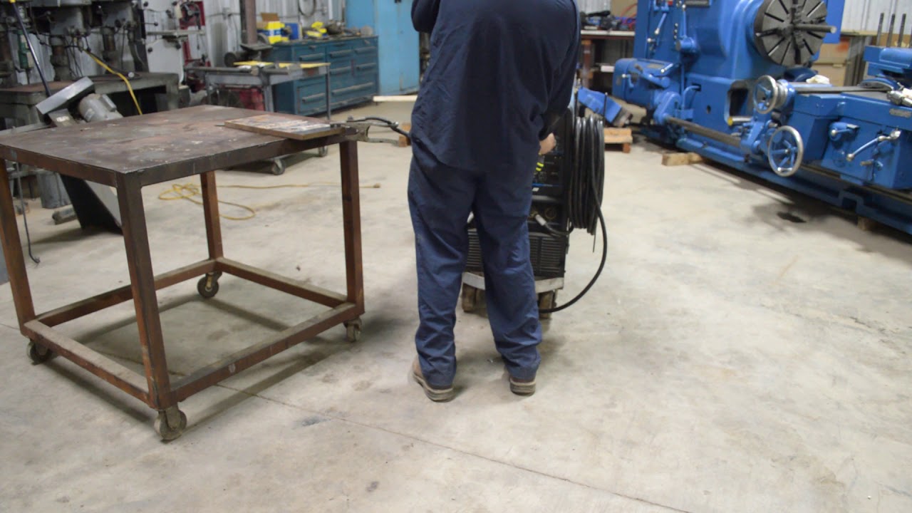 Miller Trailblazer 251 With Onan P220 Gas Engine - YouTube