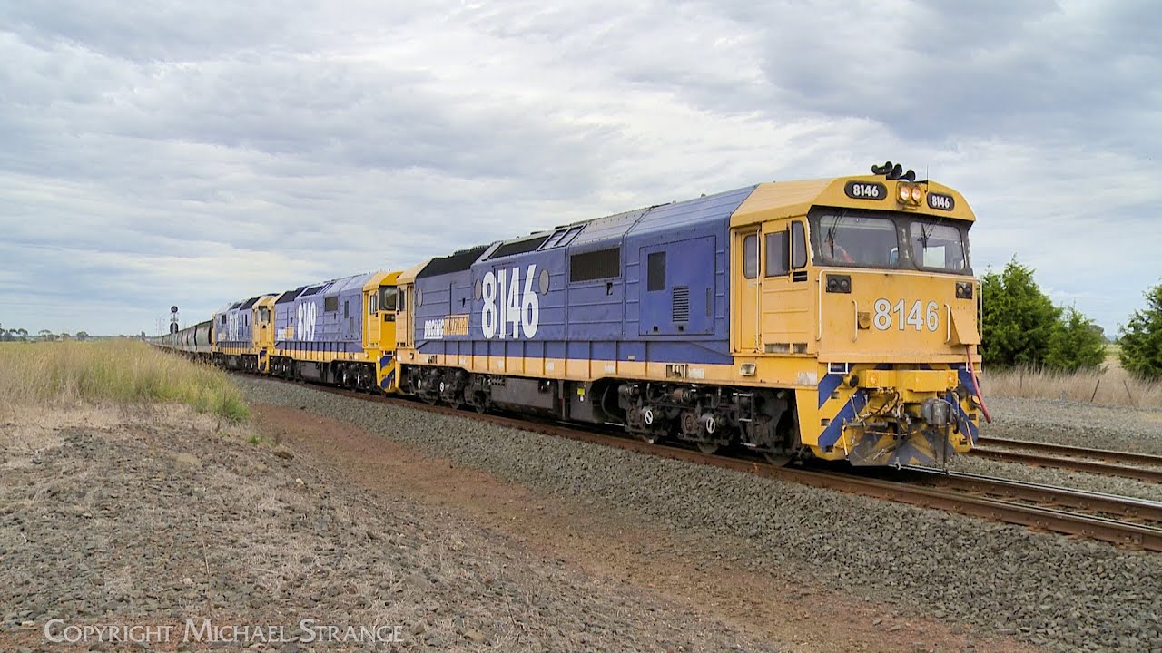 7738V Pacific National Grain Train With 8146 8149 8171 Departs ...