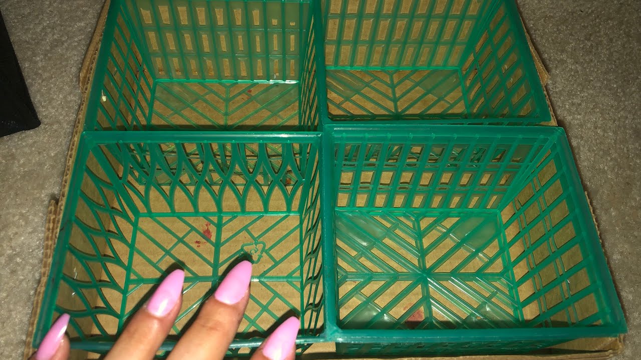 Tapping & scratching strawberry 🍓 baskets & box 1 minute ASMR - YouTube