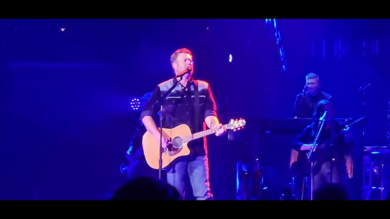 BLAKE SHELTON @ Rupp Arena "Austin" 2/27/25 - YouTube