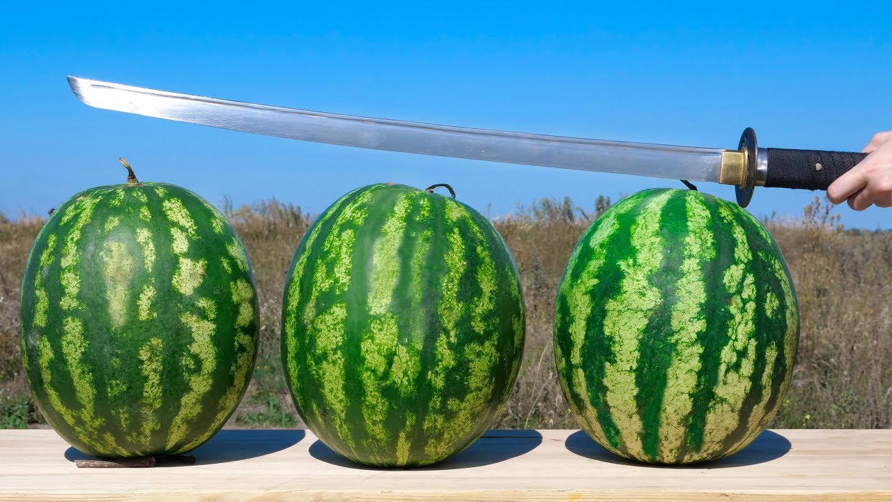 EXPERIMENT: KATANA VS WATERMELON - YouTube
