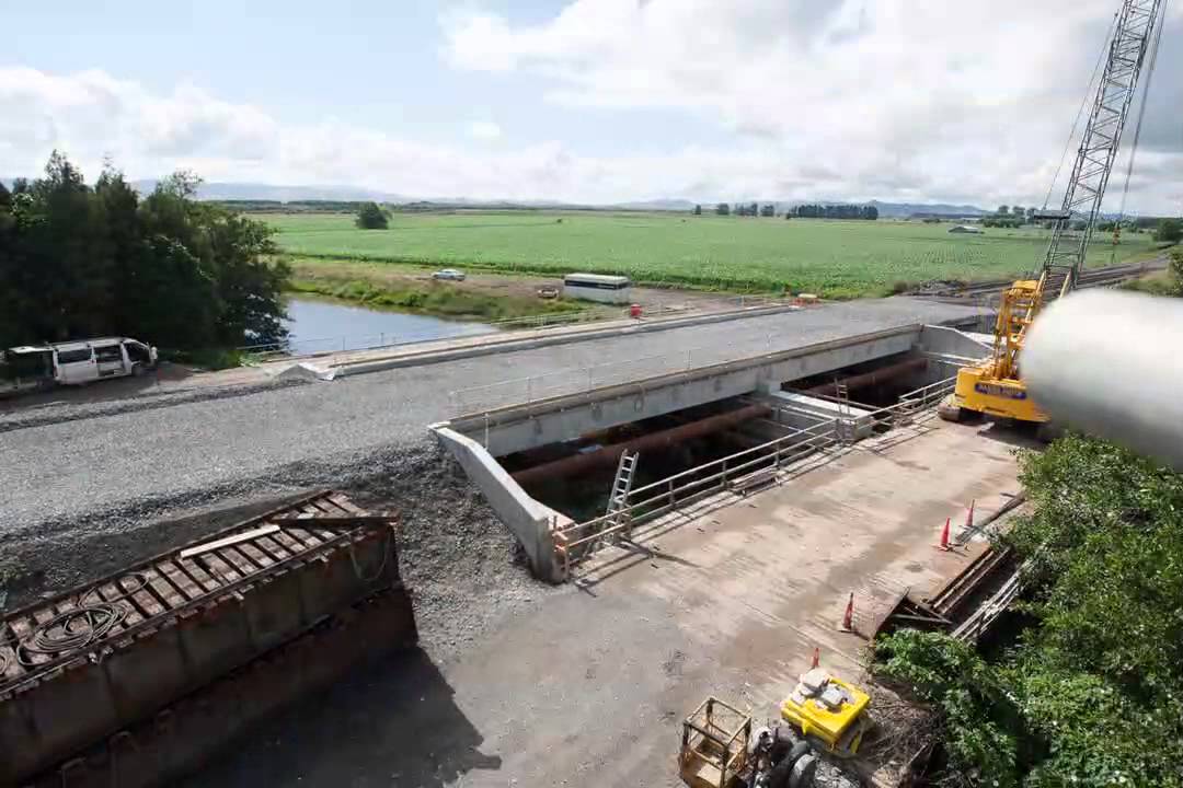 Heb Structures - Timelapse of rail bridge construction - YouTube