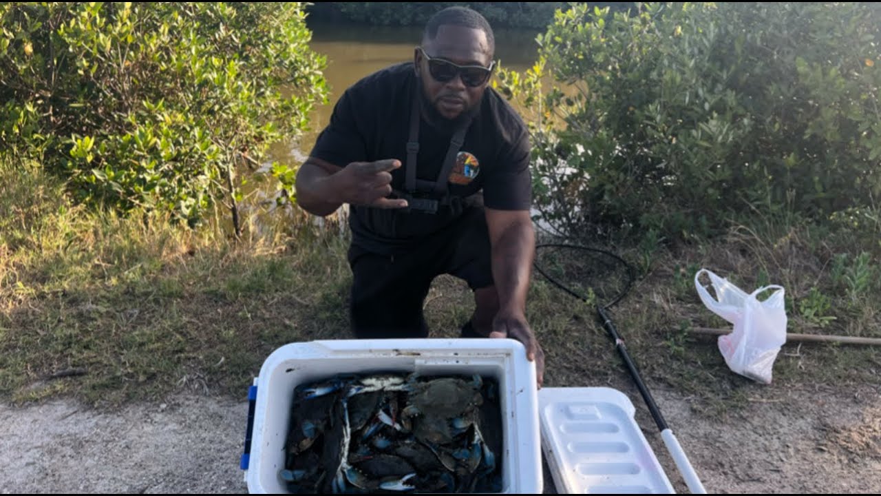 Insane Crabbing Trip ( Catch*CleanCook ) - YouTube